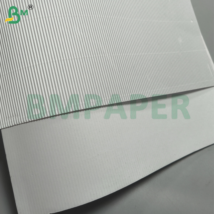 Single - Face Corrugated Paper White Color For Packaging Cushioning